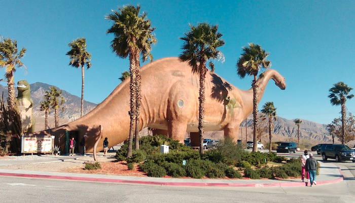 The World's Largest Dinosaur Sculptures In Southern California