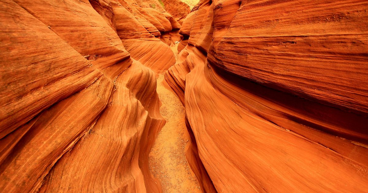 Best Natural Wonders In Arizona: Waterholes Canyon