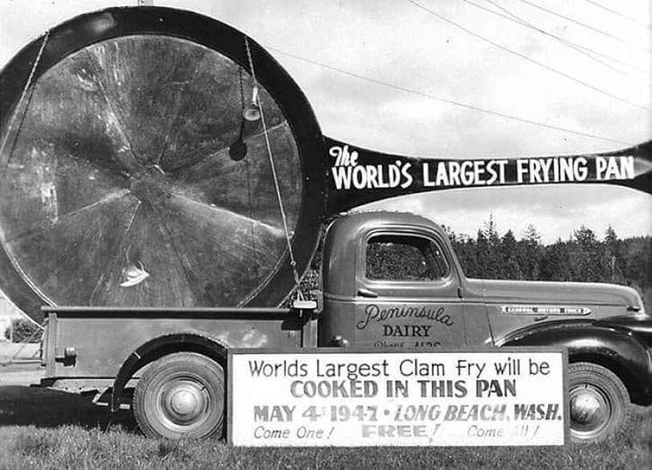 Visit This Beach Town In Washington With A Giant Frying Pan