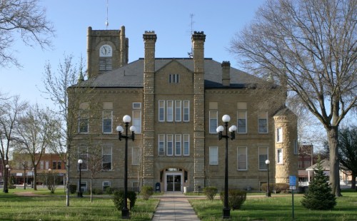Chariton Is Home To The Best Small-Town Shopping In Iowa