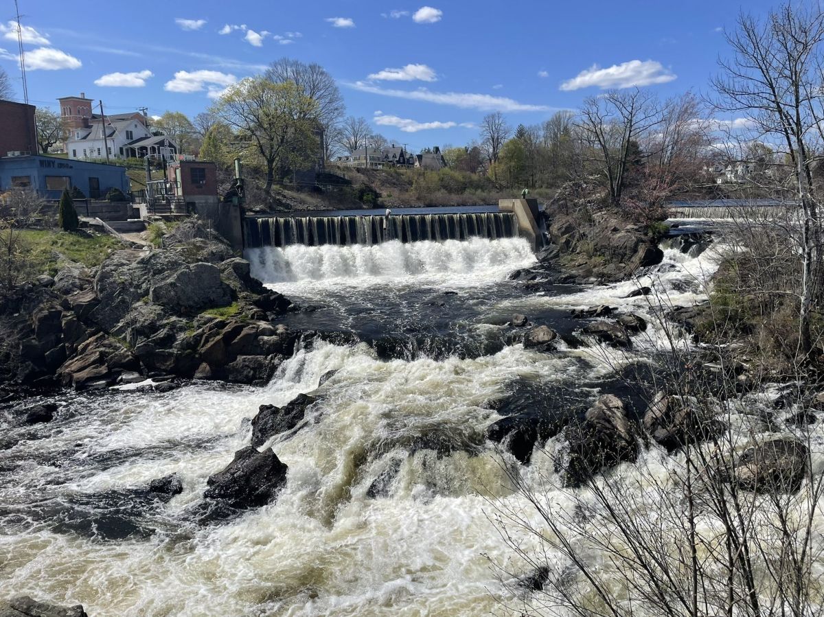 These 12 Small Towns In Connecticut Are Waiting To Be Explored