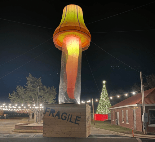 Chickasha, Oklahoma, Has A 50 Foot Tall Leg Lamp Statue