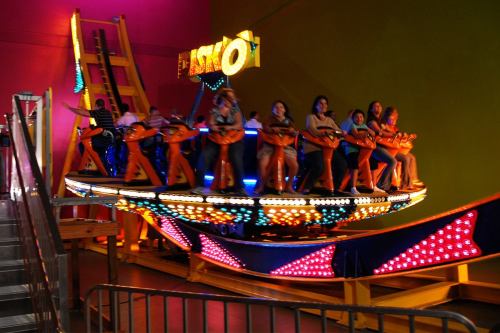 IT'Z Is A Massive Indoor Amusement Park In Texas