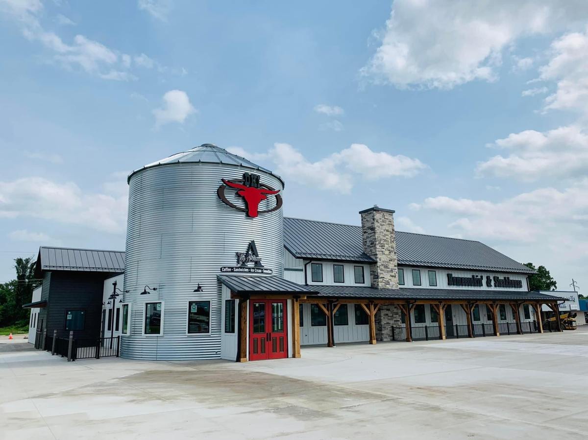 Dig Into A Delicious Meal At This Timeless Restaurant In Missouri