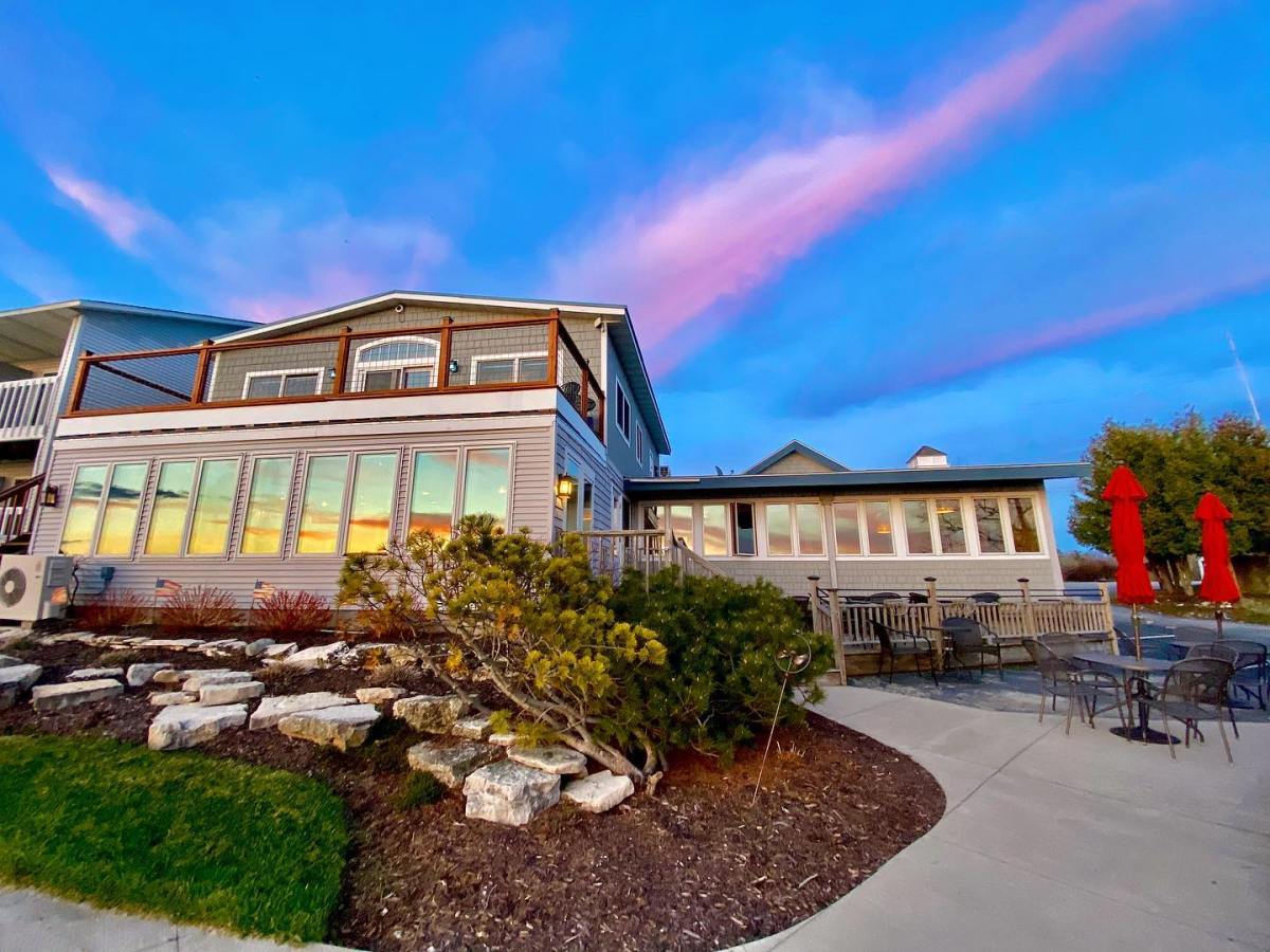 The Shoreline Restaurant Has The Best Views In Door County