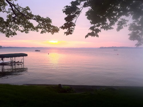 Lake Wawasee Near Syracuse: Largest Natural Lake In Indiana