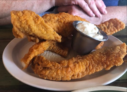 Diamond Mineral Springs Is A Must-Try Family Restaurant In Illinois