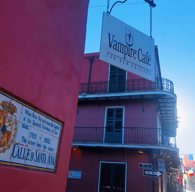 Grab A Bite At This Vampire Themed Restaurant In Louisiana