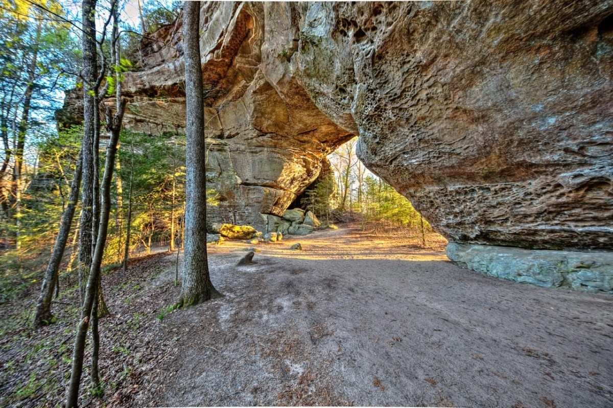 Hike Beneath A Whimsical Rock Arch On This Easy Kentucky Trail