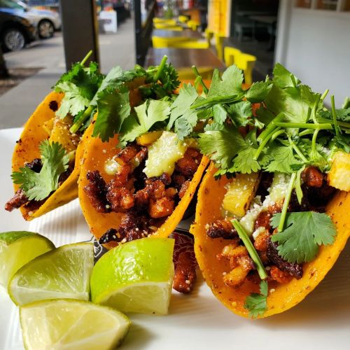 Enjoy A Delicious Burger From This Washington Taco Restaurant