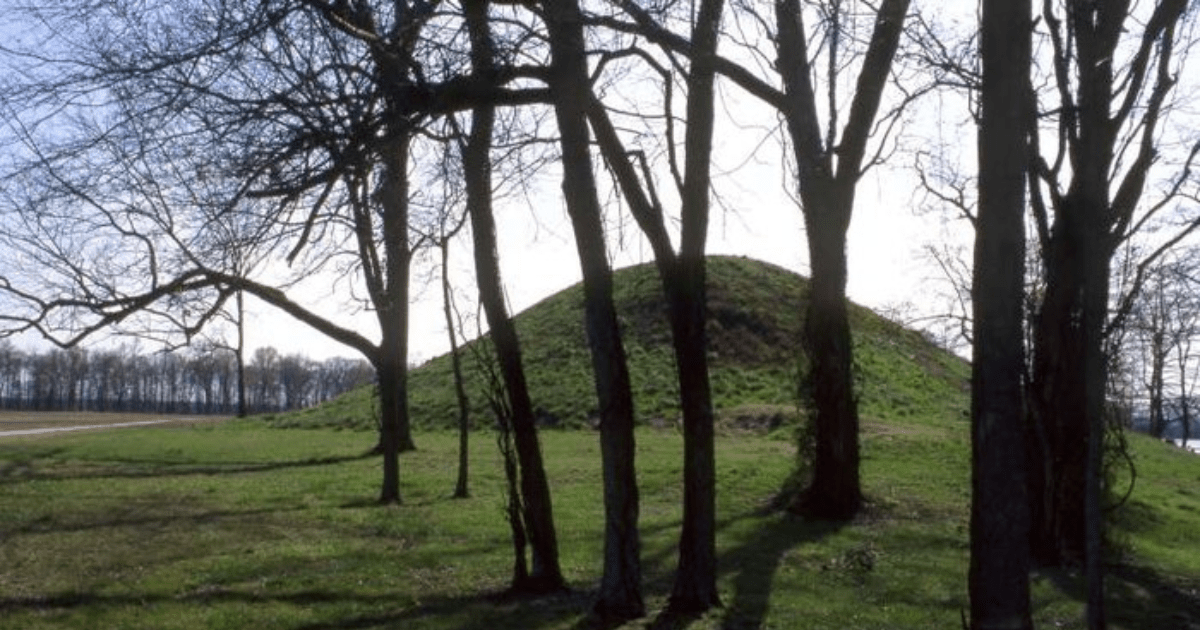 Creepy Hike In Arkansas: Plum Bayou Mounds State Park