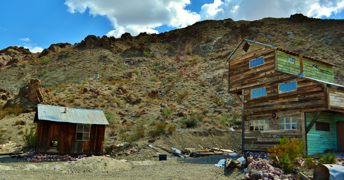 You Need To See The Creepy, Abandoned Nelson Ghost Town