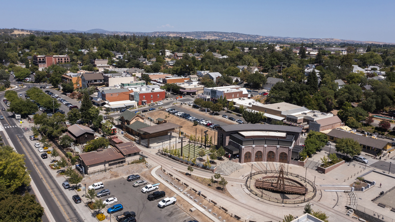 Historic Folsom: A Walkable Small-Town In Northern California