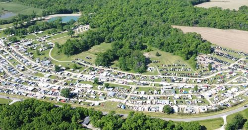 This Massive Missouri Flea Market Has Over 80 Acres to Explore