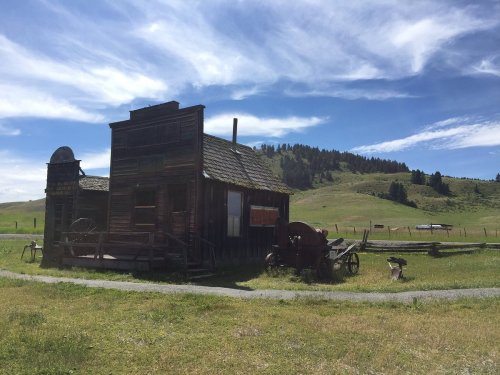 Take A Drive Up North And Explore These Washington Destinations