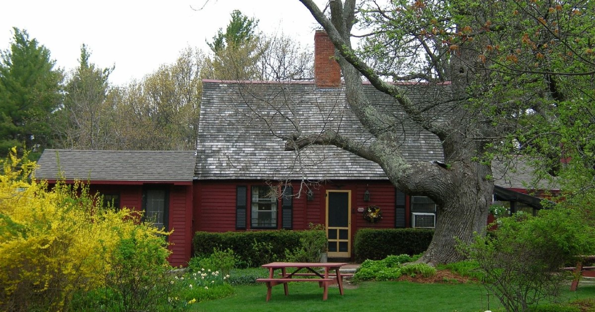 Few People Know One Of The Nicest Restaurants In America Is Hiding In ...