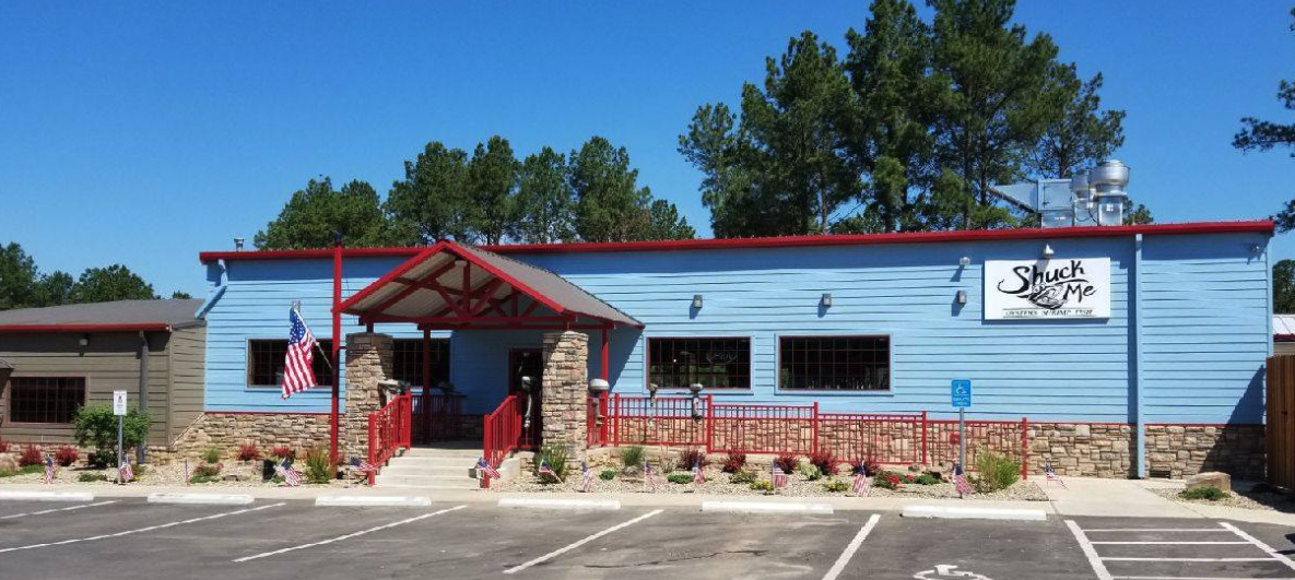 Shuck Me In Hochatown, Oklahoma Serves Gigantic Fried Fish