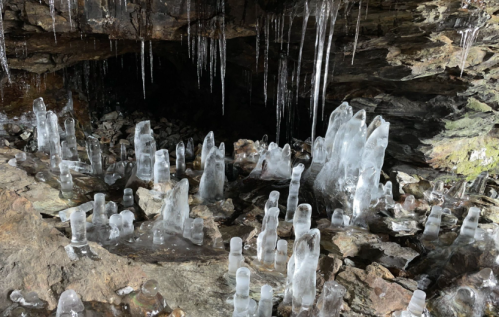 Visit A Great NJ Cave And A Historic Restaurant In Phillipsburg