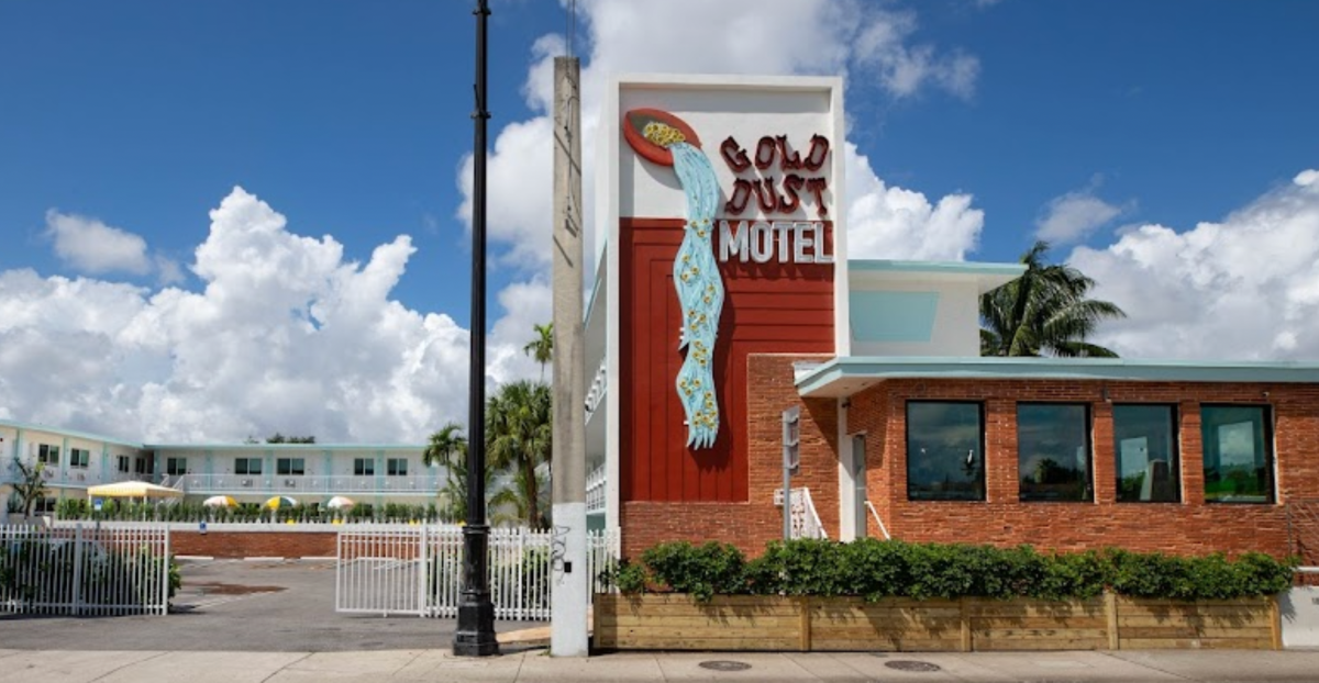 Selina Gold Dust: A Quirky Motel In Florida