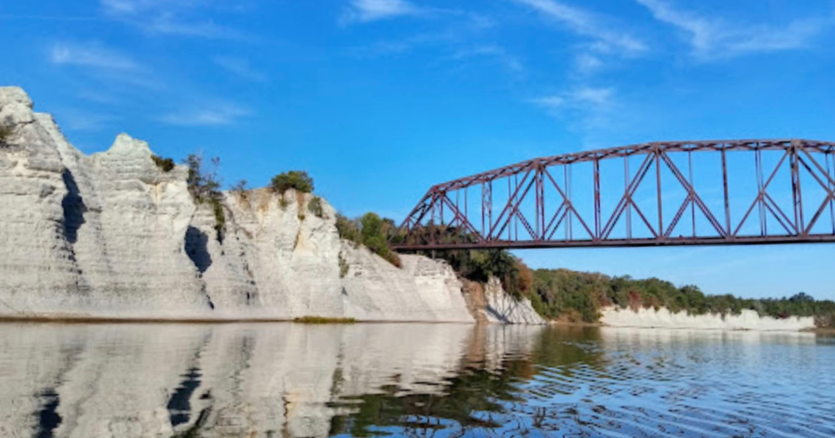 The White Cliffs Of Epes: A Look-alike Natural Wonder In Alabama