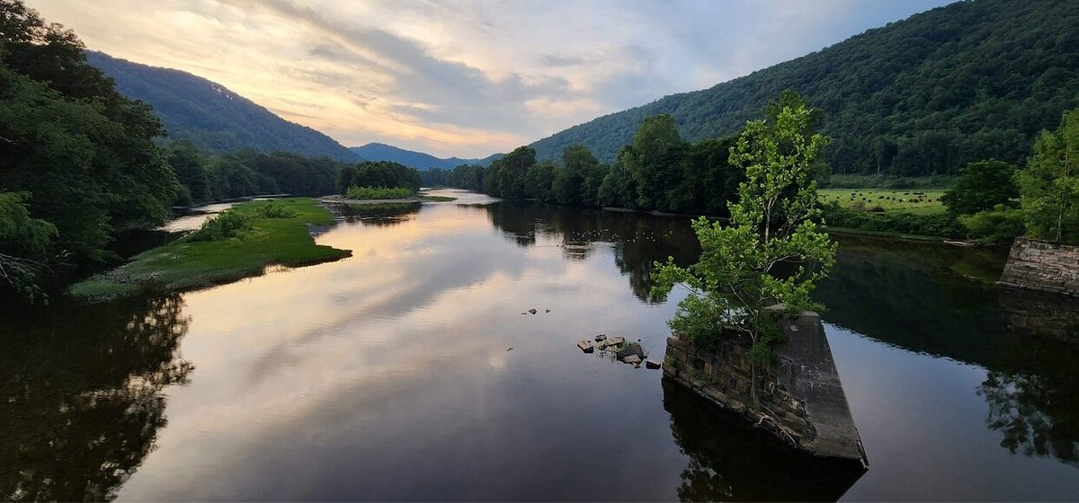 Paddling Through The Hidden Cheat Narrows Is A Magical West Virginia ...
