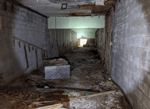 This Abandoned Radar Base In Vermont Is Dangerously Creepy