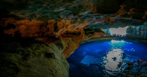 One-Tank Florida Road Trip With Springs, Seafood And Small Towns