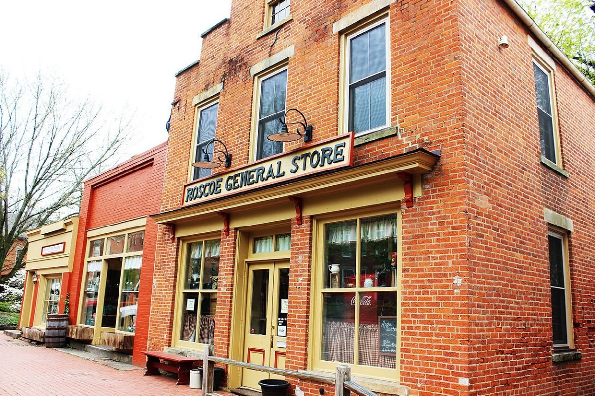 This Old-Time General Store Is Home To The Best Bakery In Ohio