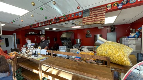 Try 70 Flavors Of Popcorn At Patriot Popcorn In Tennessee