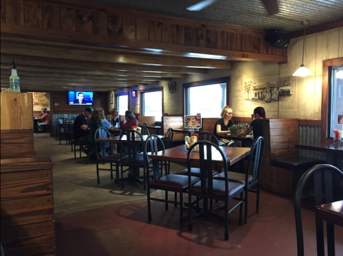 Lumber Yard Café in Edgewood, TX: Country Restaurant In Texas