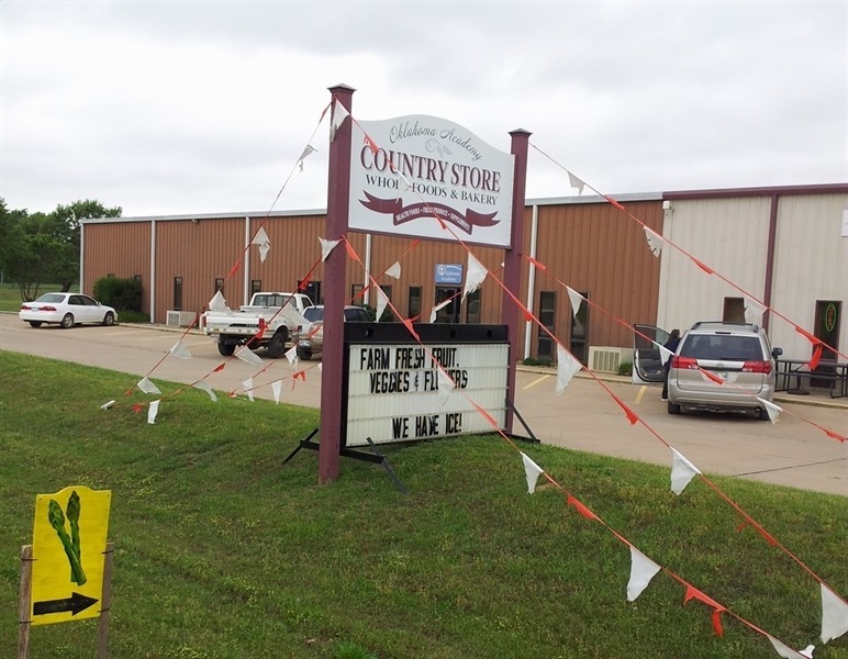 This Country Store Is Home To The Best Bakery In Oklahoma