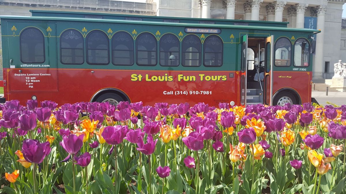 Experience History On A Guided Trolley Tour Of St. Louis, Missouri