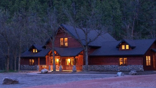 Resort Winter Getaway In South Dakota: Custer State Park