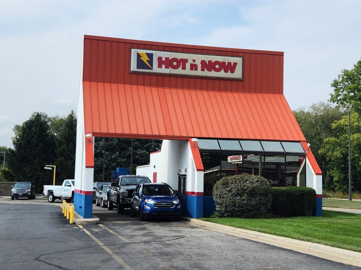 Hot n' Now Is One Of The Oldest & Best Burger Joints In Michigan