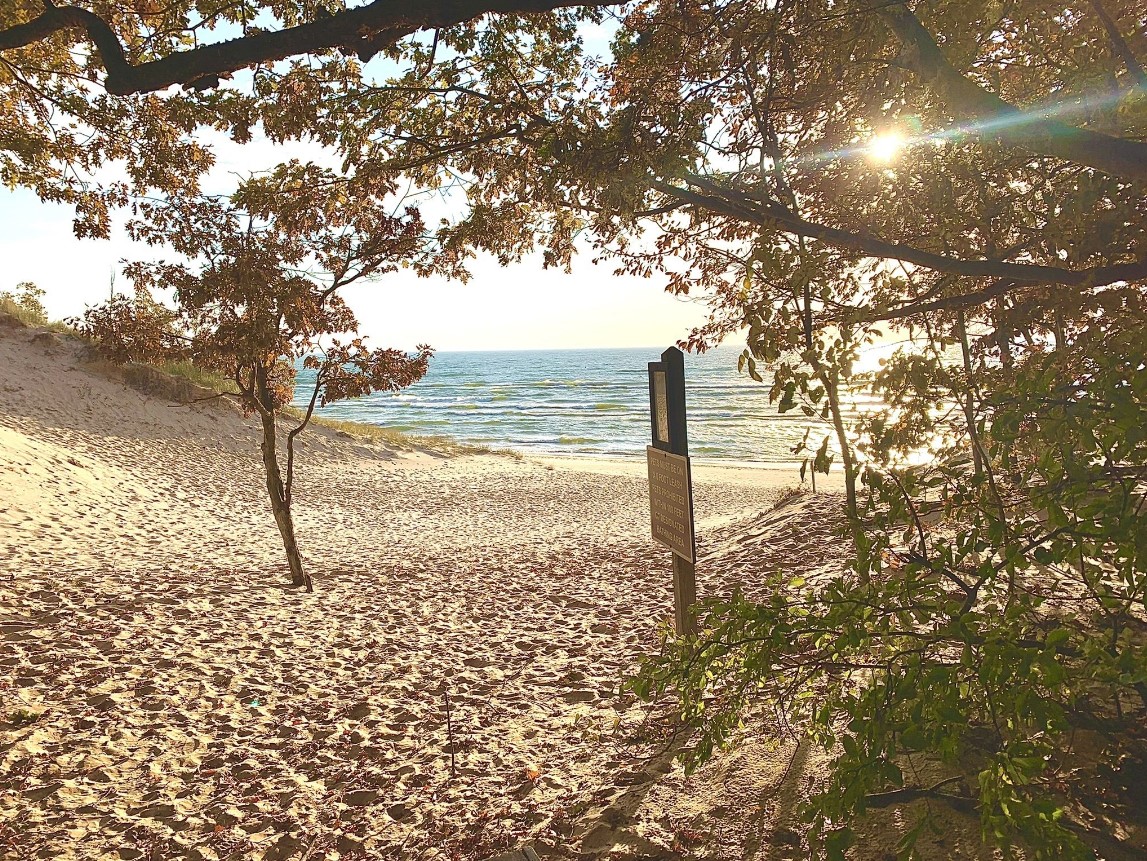 Hike This Secluded Beach Trail In Norton Shores Michigan