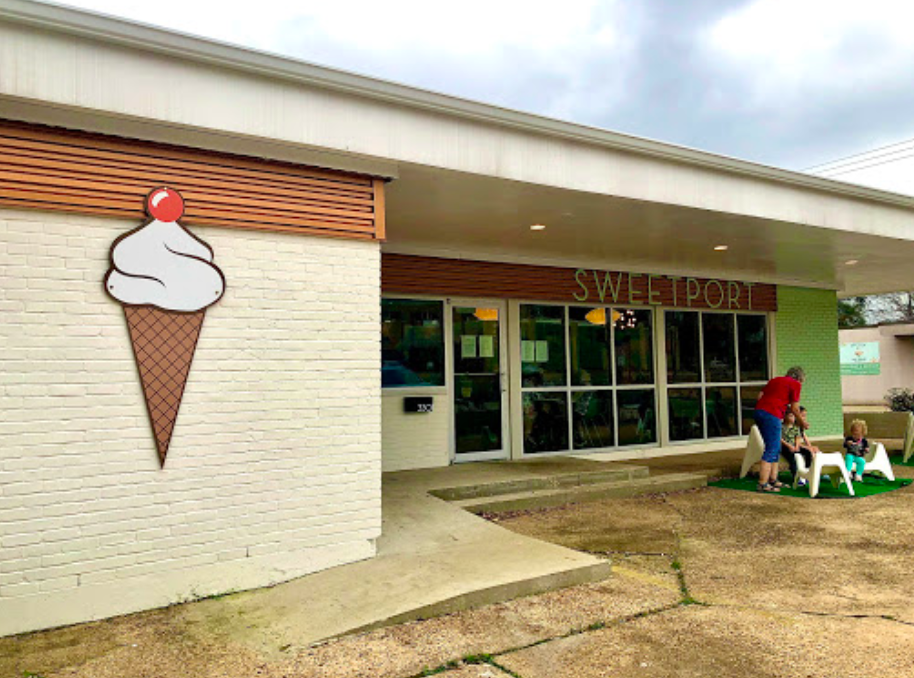 Treat Yourself To An Ice Cream At The Sweetport In Louisiana