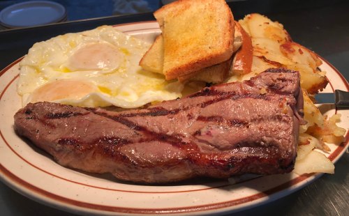 Pancake Place In Green Bay Is A Tasty Wisconsin Breakfast Spot