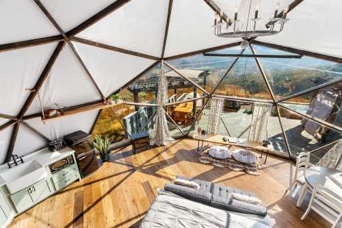 A Unique Stay At Bolt Farms Treehouse In Whitwell Tennessee