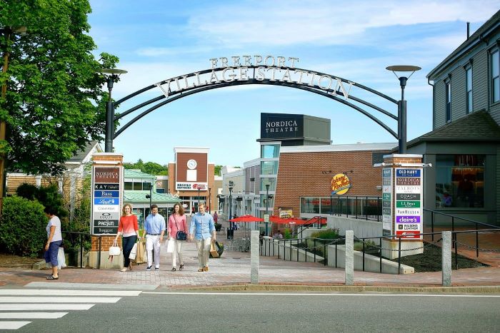 Freeport, Maine Is One Of The Most Walkable Towns For Shopping