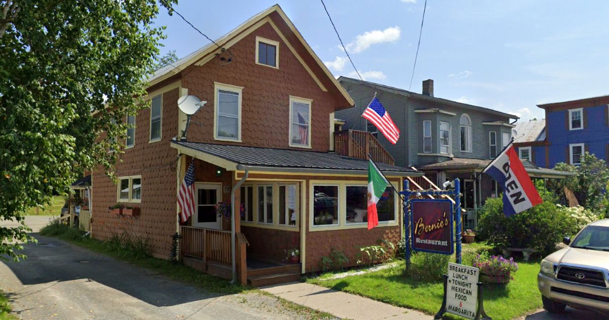This Family Restaurant In Vermont Has Something For Everyone