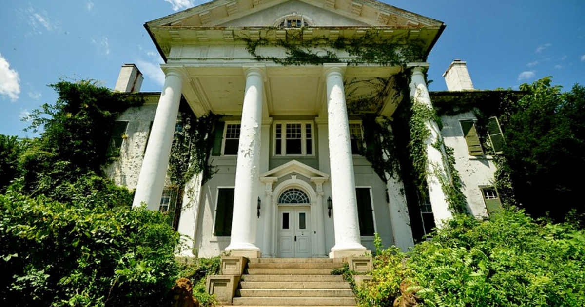The Formerly Abandoned Selma Mansion In Virginia Is Amazing