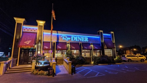 Reo Diner In Woodbridge, New Jersey: Famous NJ Restaurant