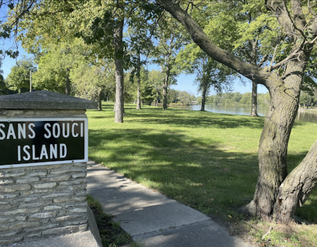 This Abandoned Island In Iowa Is Eerily Fascinating