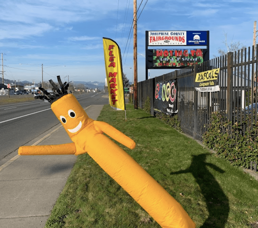 The Original Medford Giant Flea Market: A Bargain Hunter's Dream!