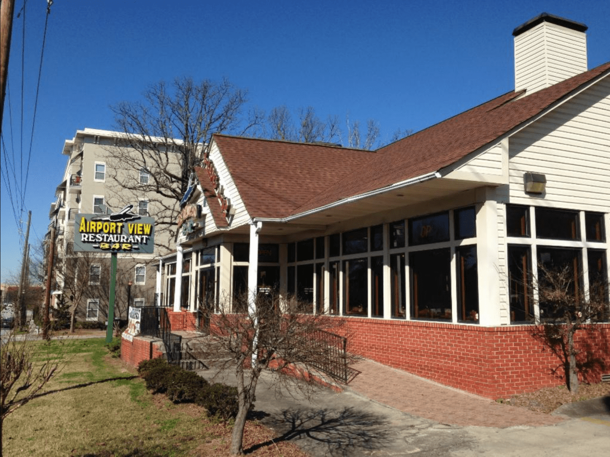 This Cafeteria-Style Restaurant In Georgia Has Delicious Food