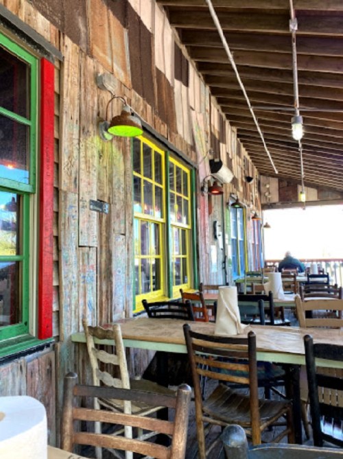 Bubba's Is One Of The Most Rustic Restaurants In South Carolina