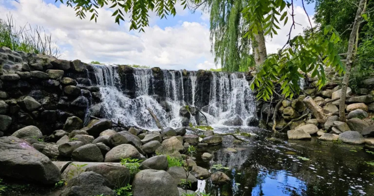 This Wondrous Wisconsin Trail Leads to a Stunning, Little-Known Waterfall