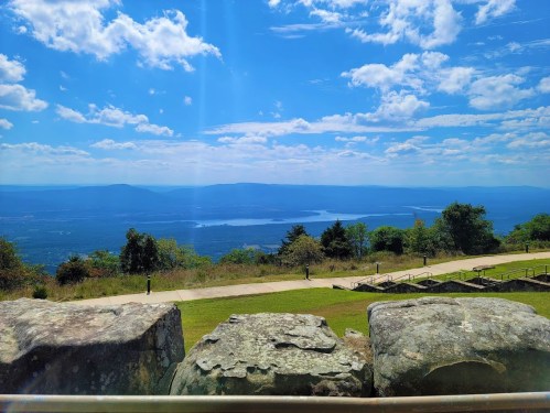 Skycrest Restaurant: The Most Scenic Restaurant In Arkansas