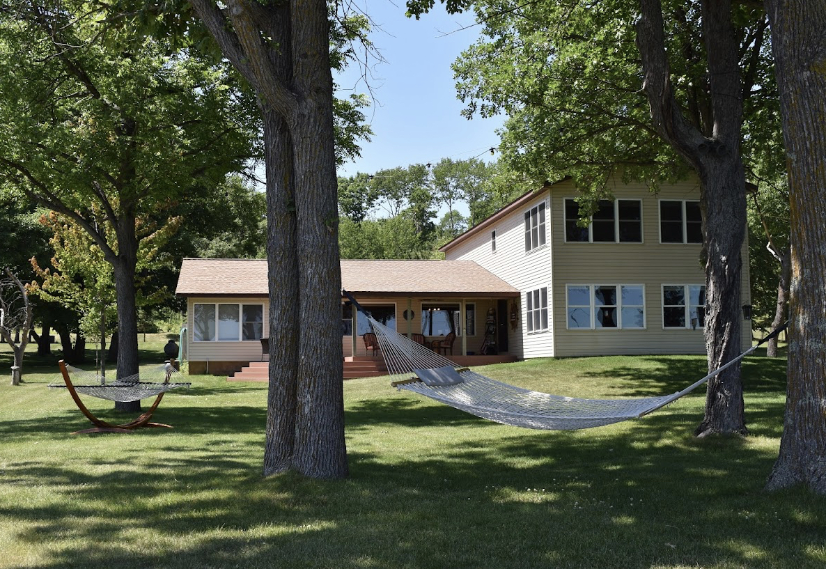 Leech Lake Resort Is A Minnesota Resort For Adults In Walker
