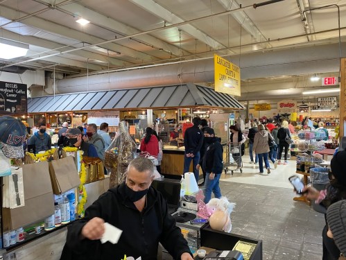 Dutch Country Farmers Market Is A New Jersey Amish Grocery